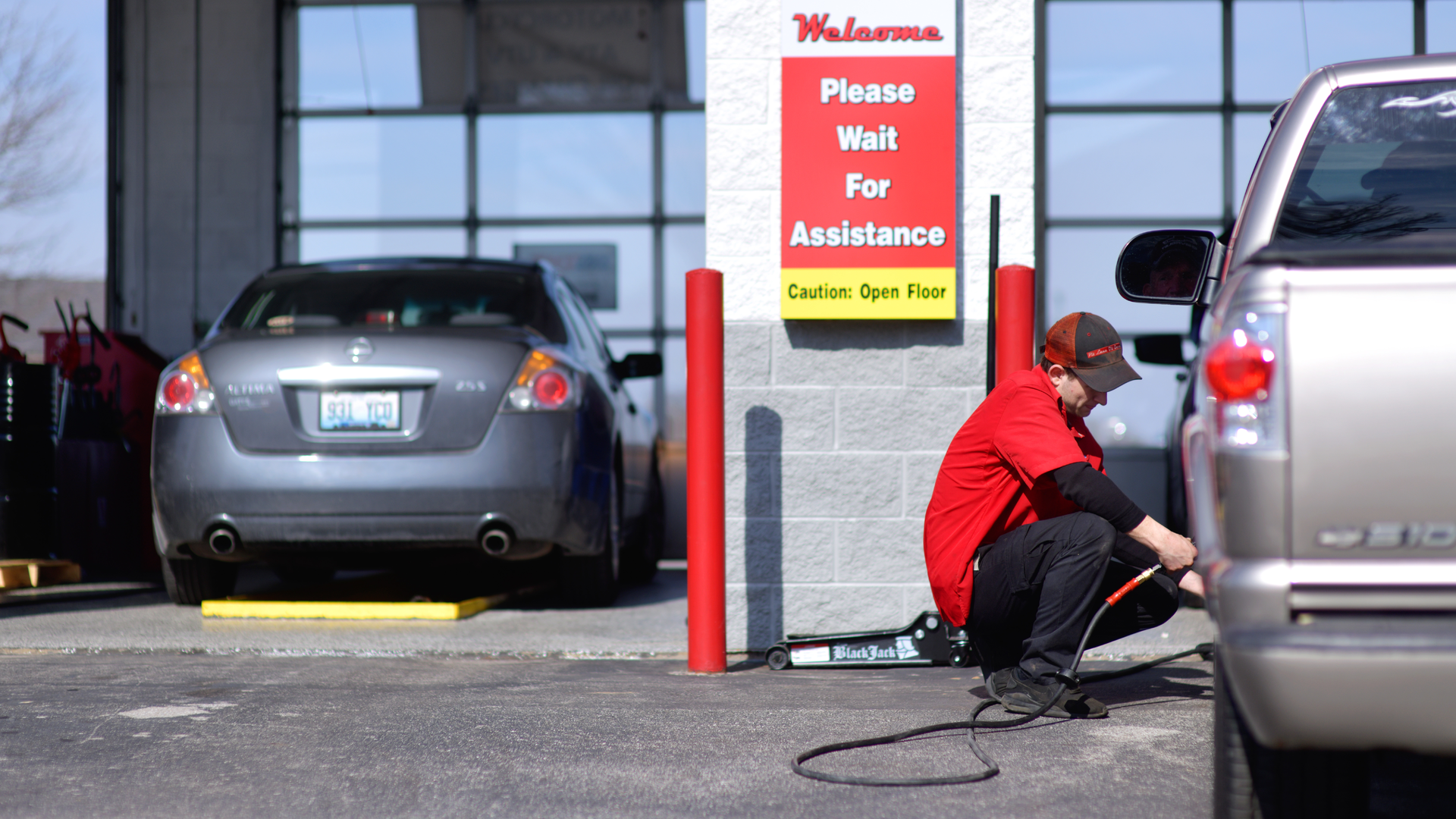 Committed to Customers | National Oil and Lube News