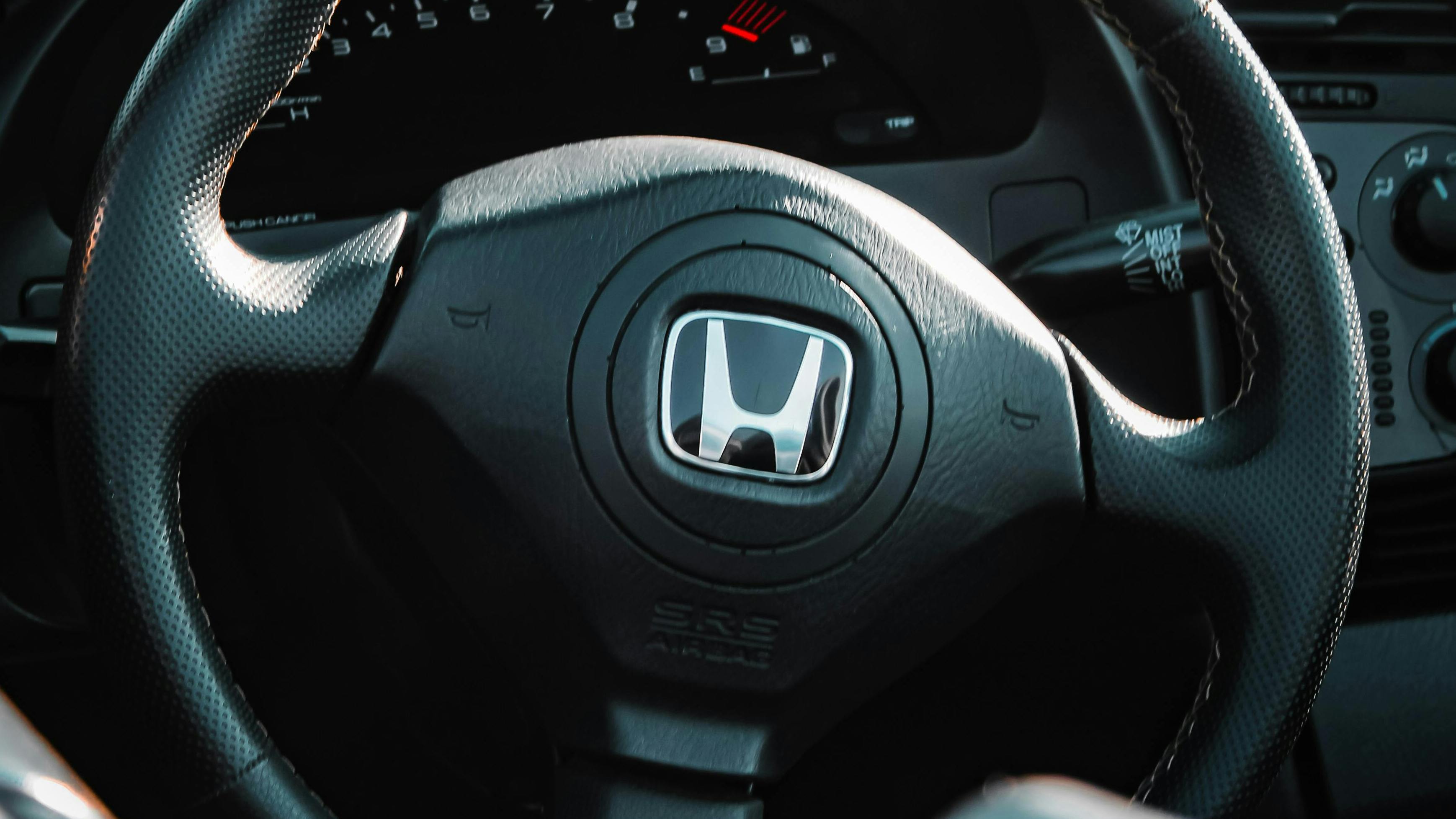 NHTSA Heightens Honda Investigation Following 47 Crash Reports ...